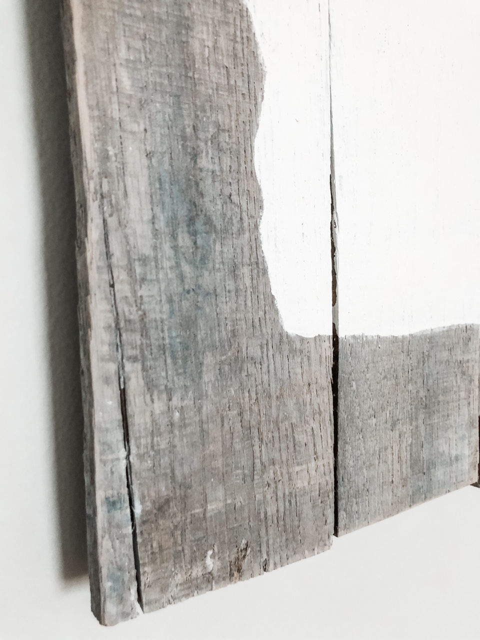 Two Easy, DIY Farmhouse Wood Stain Options - The Mommy Project Guru
